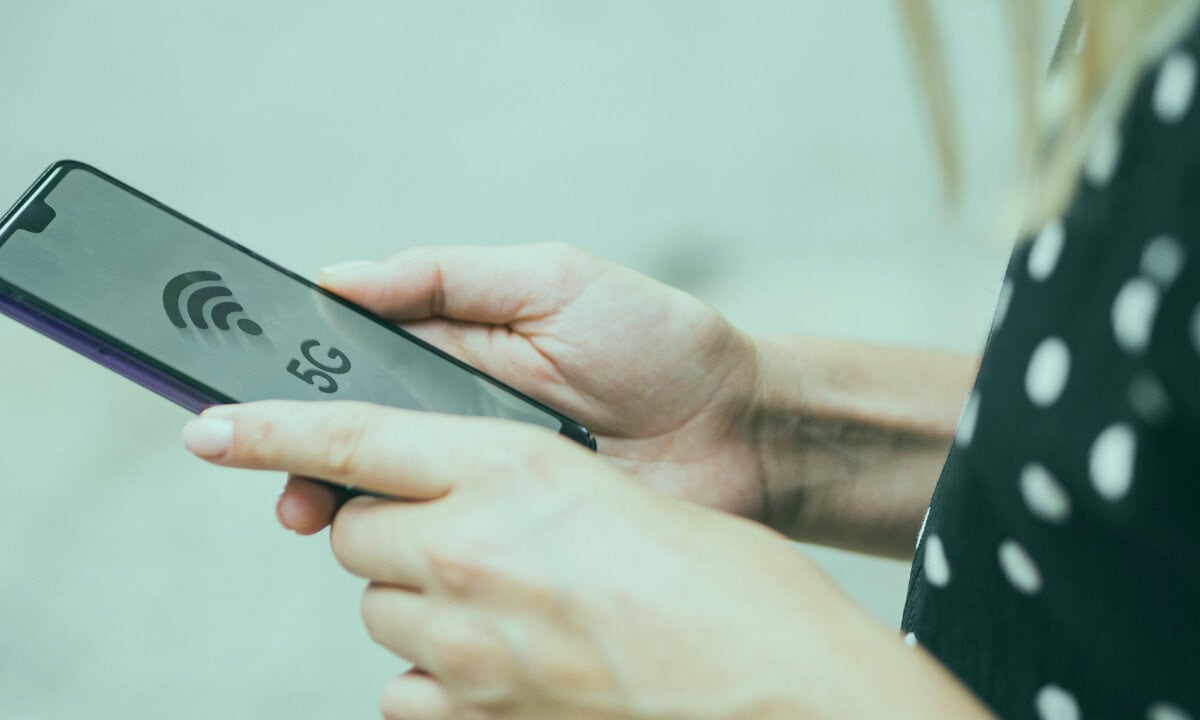 Best Mobile Hotspot Plans Compared